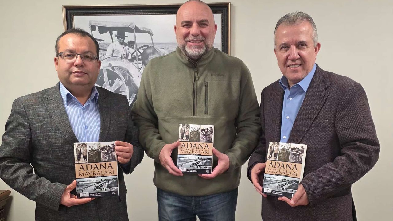 Adana’nın mizah hafızası kitaplaştı: “Adana Mavraları” okurla buluştu ...