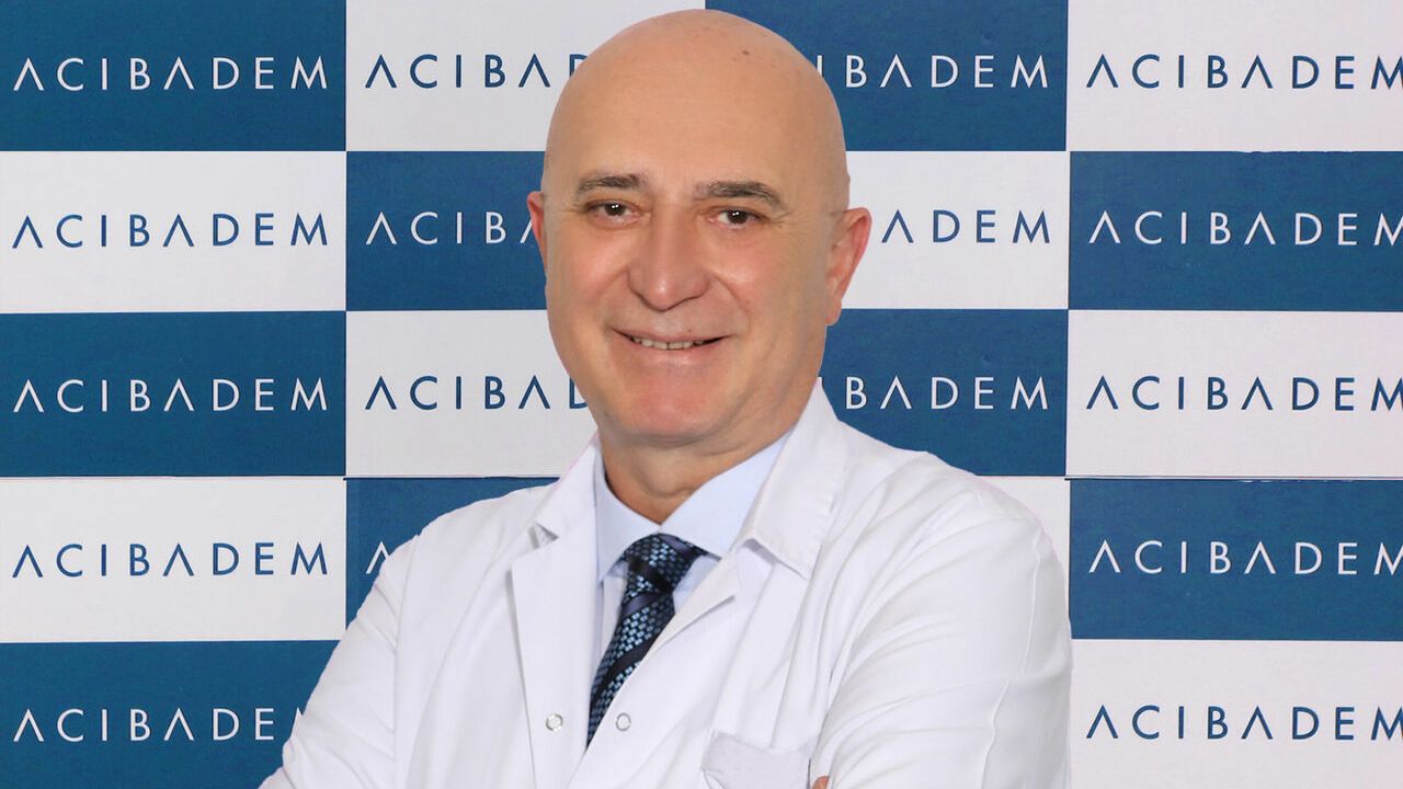 Prof. Dr. Sarpel: "Diz protezi ameliyatlarında robotik yöntem ile ...